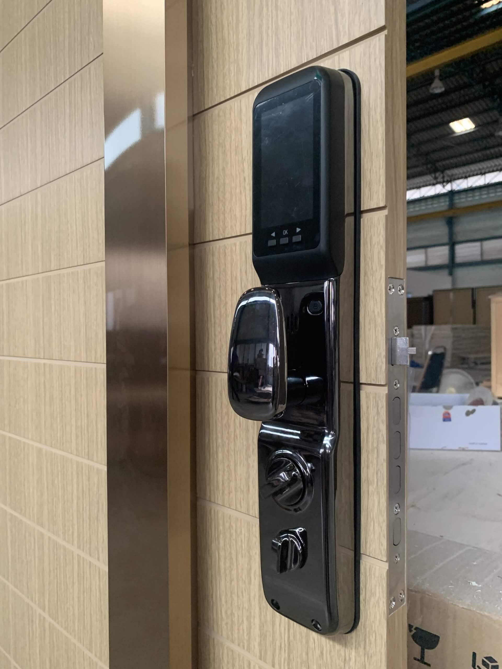 MOHNE SMART LOCK - THAIWPC : MOHNE DOOR ประตูไม้สังเคราะห์ WPC